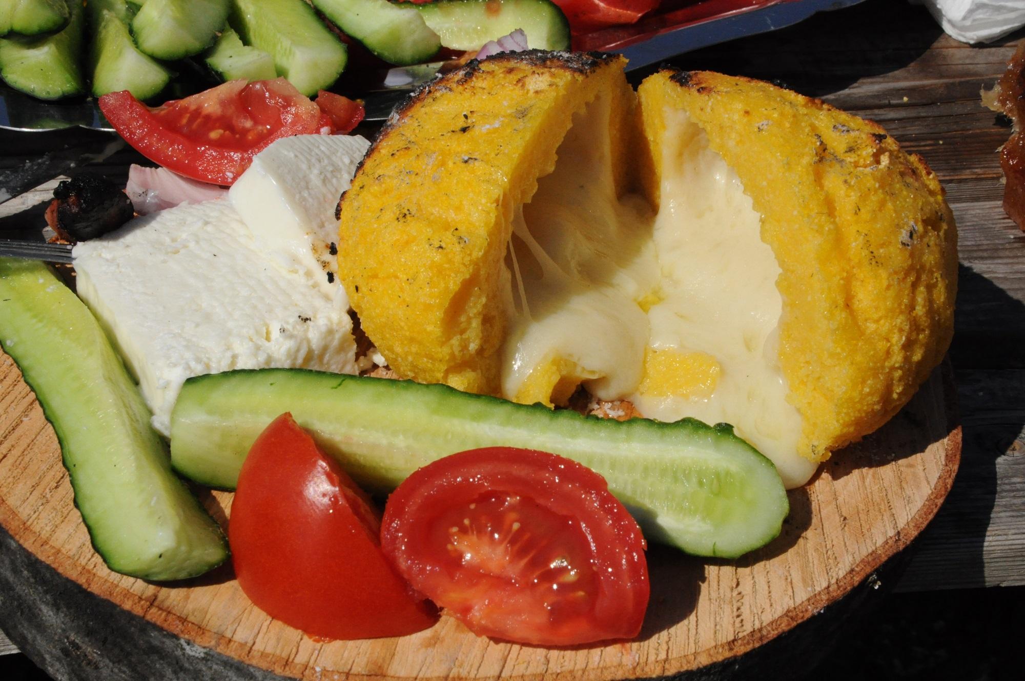 2.Tasting traditional food - Bulz - Visit Europe