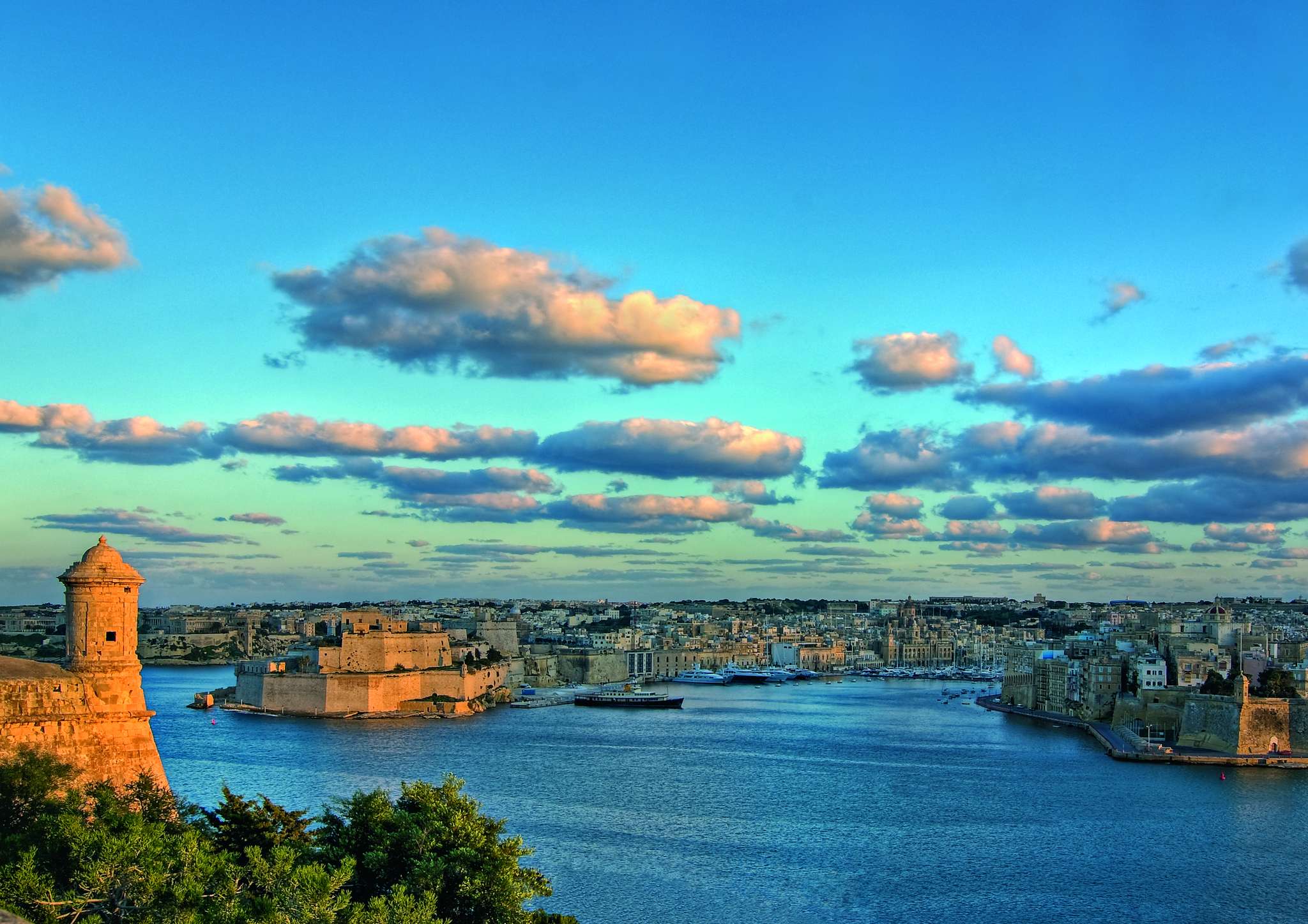 The Grand Harbour, Valletta - Visit Europe